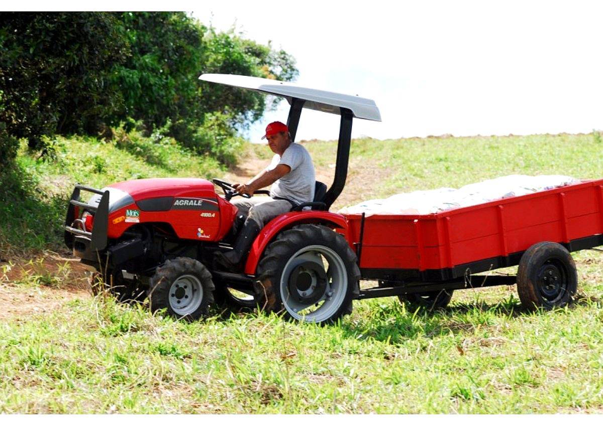 Tractor Agrale 4100 / 4100.4 - Año: 2016 - Agroads