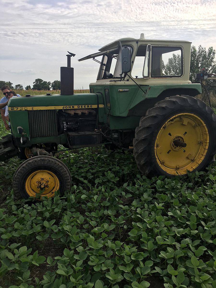Tractor John Deere 2730, Rodado 15.5-38 - Año: 1981 - Agroads