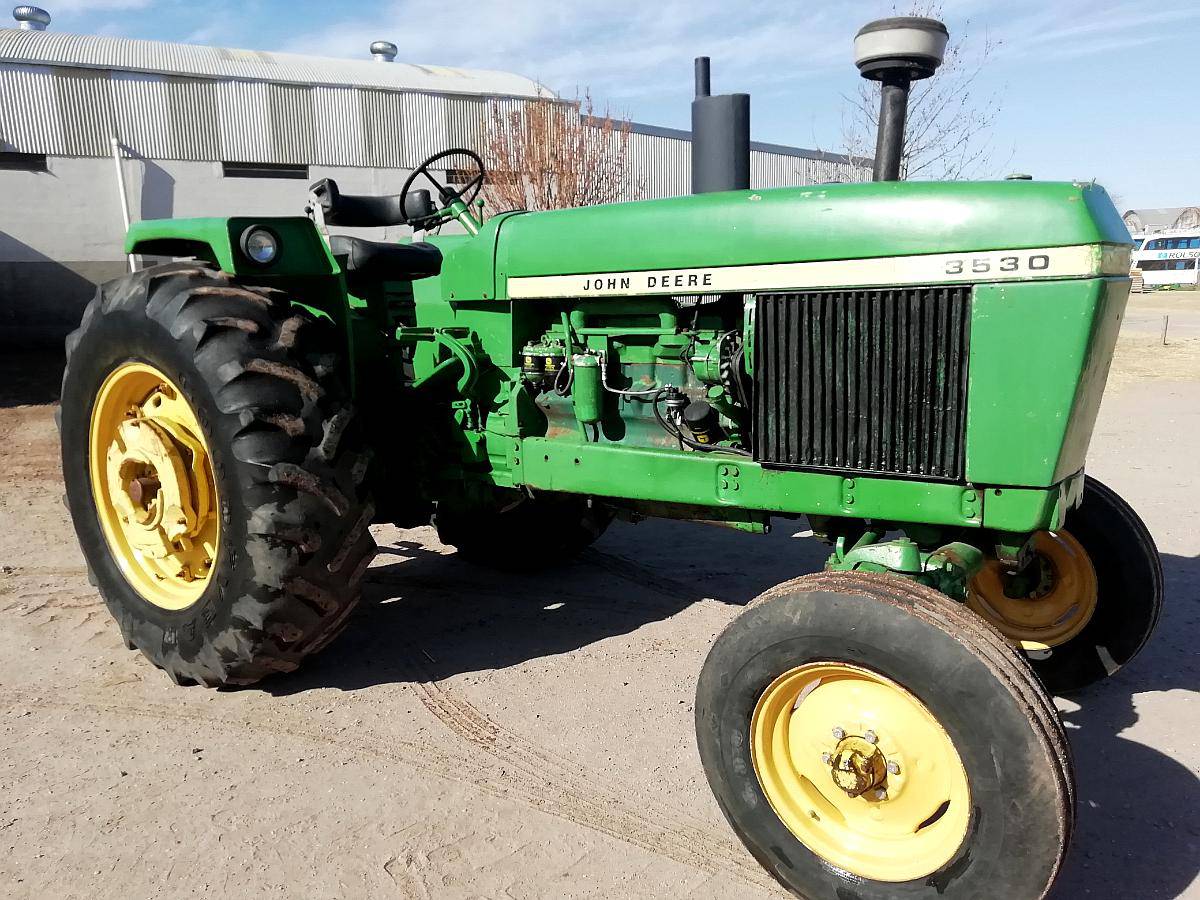 Tractor John Deere 3530 año 1976 - Año: 1976 - u$s 18.700 - Agroads