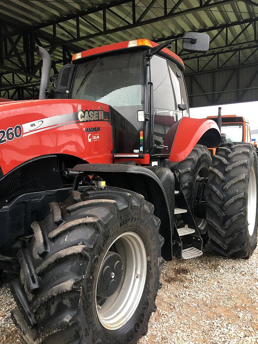 Tractor Case Magnum 260 año 2013 - Año: 2013 - u$s 170.000 - Agroads