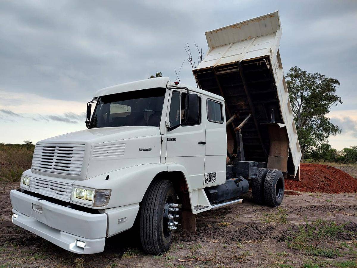 Mercedez Benz 1215 Mecanica 1620 Caja Volcadora muy Bueno - Agroads