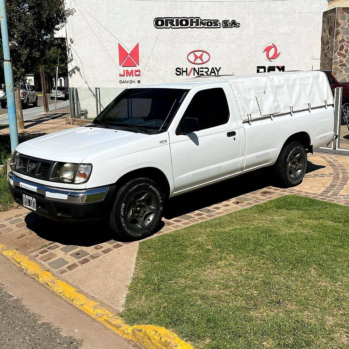 Frontier Cabina Simple 2.7 TDI A.ac. 4X2 año 2001 Unica - Agroads