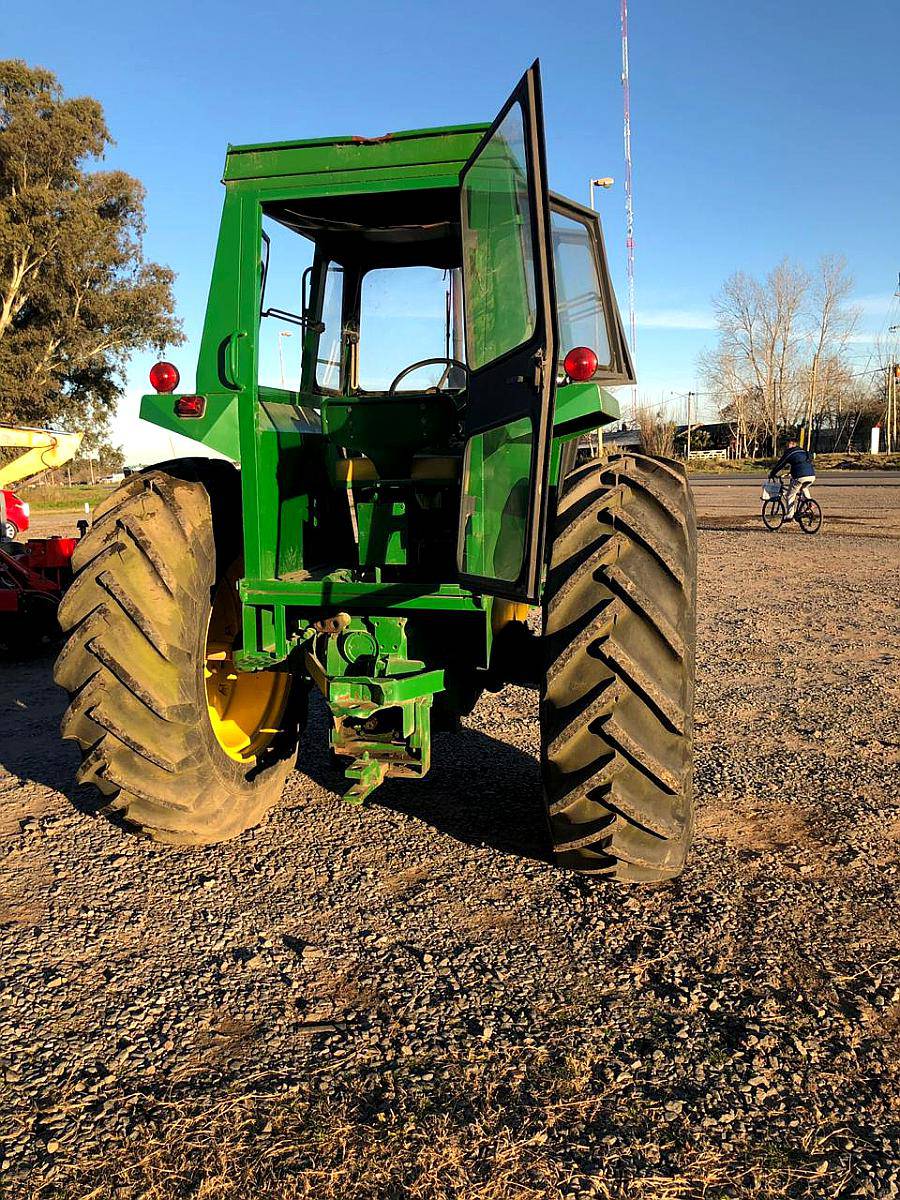 Tractor John Deere 3530 - Año: 1988 - Agroads