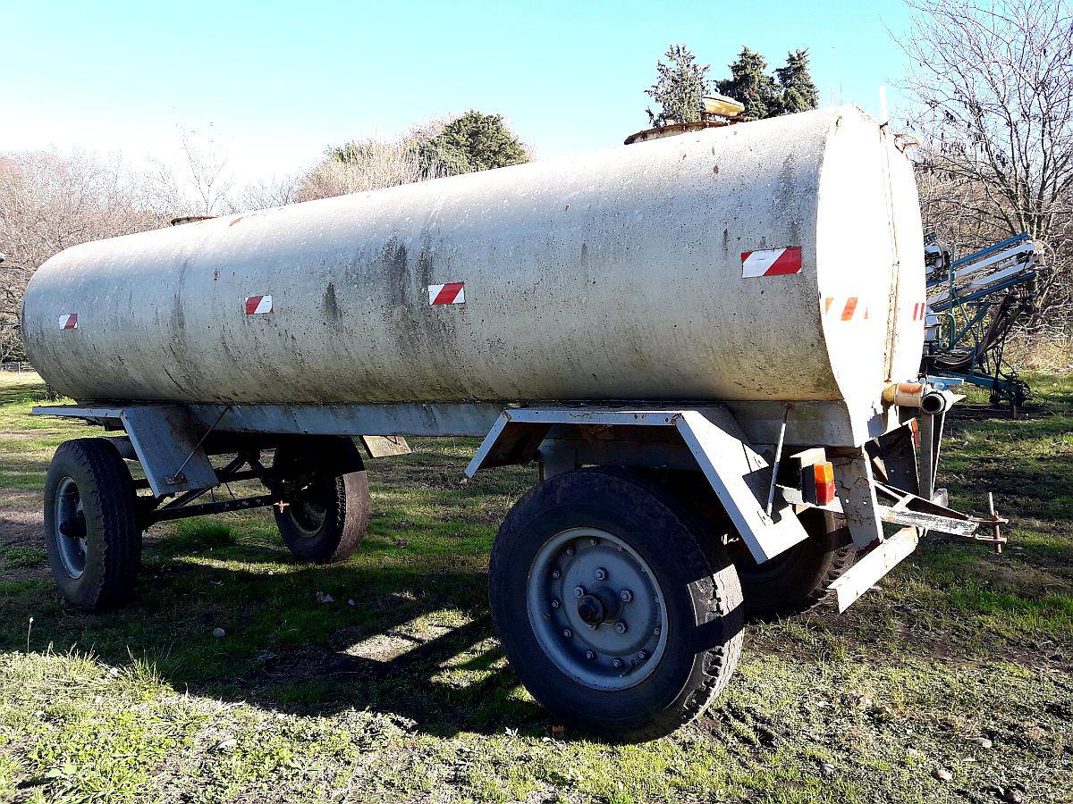 Tanque para Agua Usado - Año: 2013 - Agroads (cod: 654398)