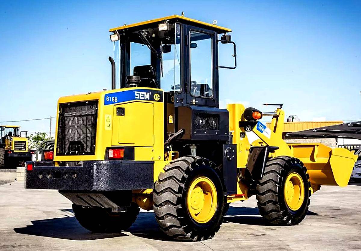 Sem Caterpillar 618b Balde 1 Mts.- Calidad al Mejor Precio - Agroads