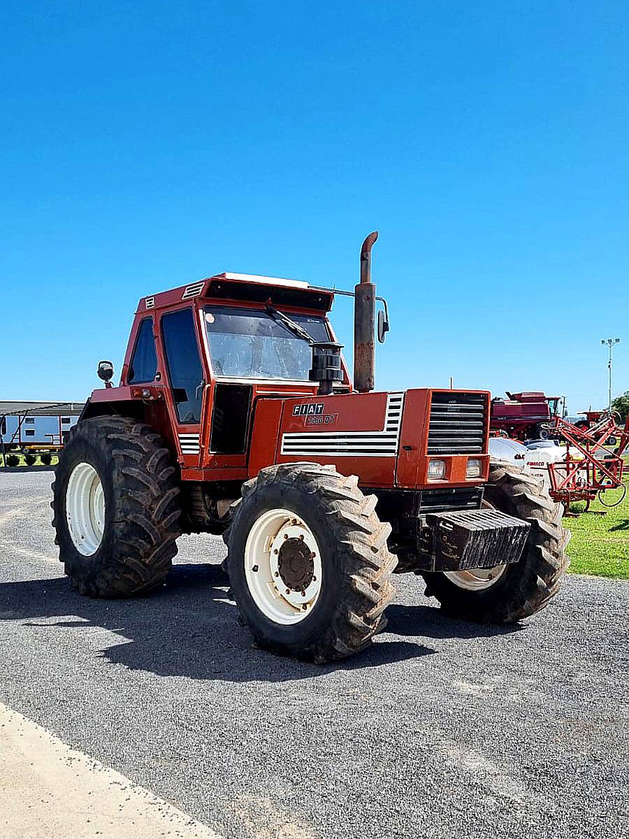 Tractor Fiat Mod. AGRI-1580 de 160 HP - u$s 35.000 - Agroads