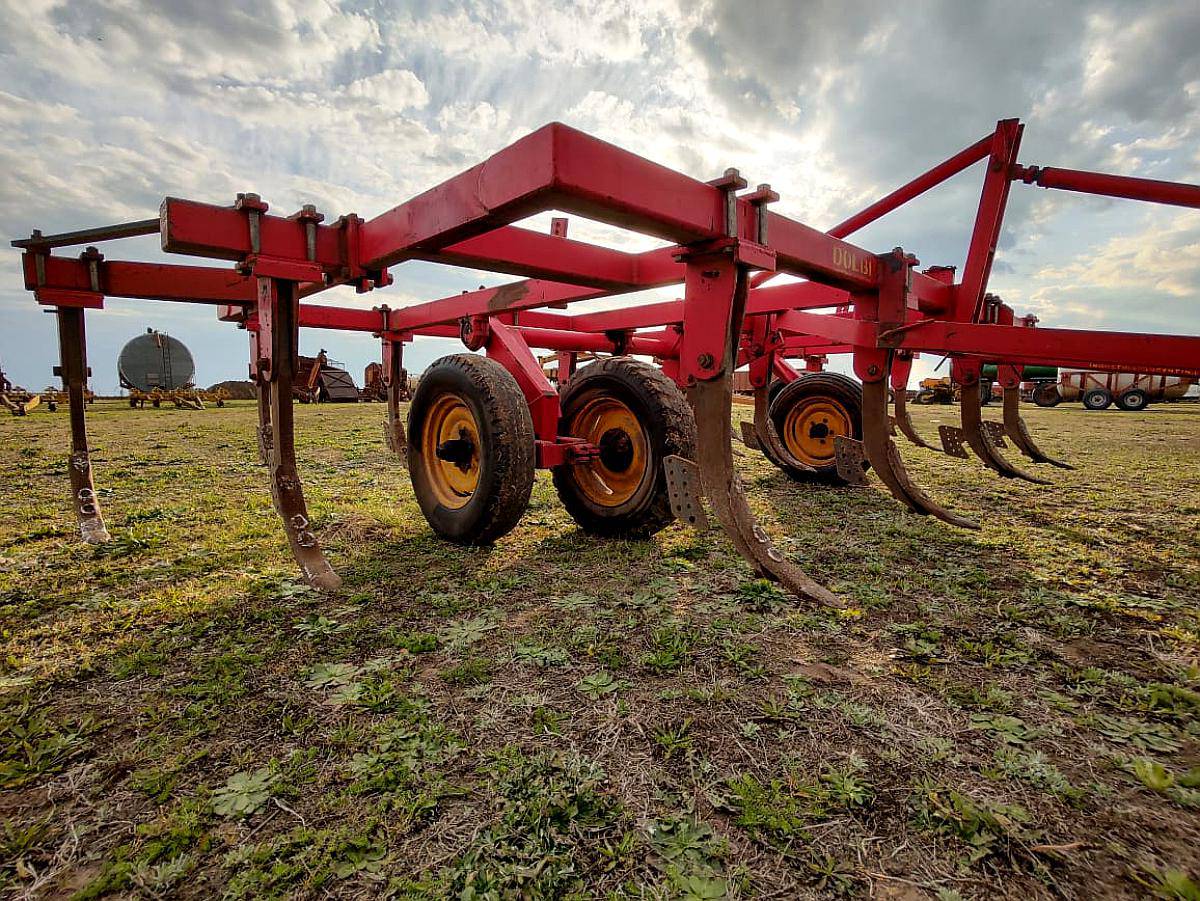 Paratil Dolbi de 17 Timones con Rodado Balancín - $ 880.000 - Agroads