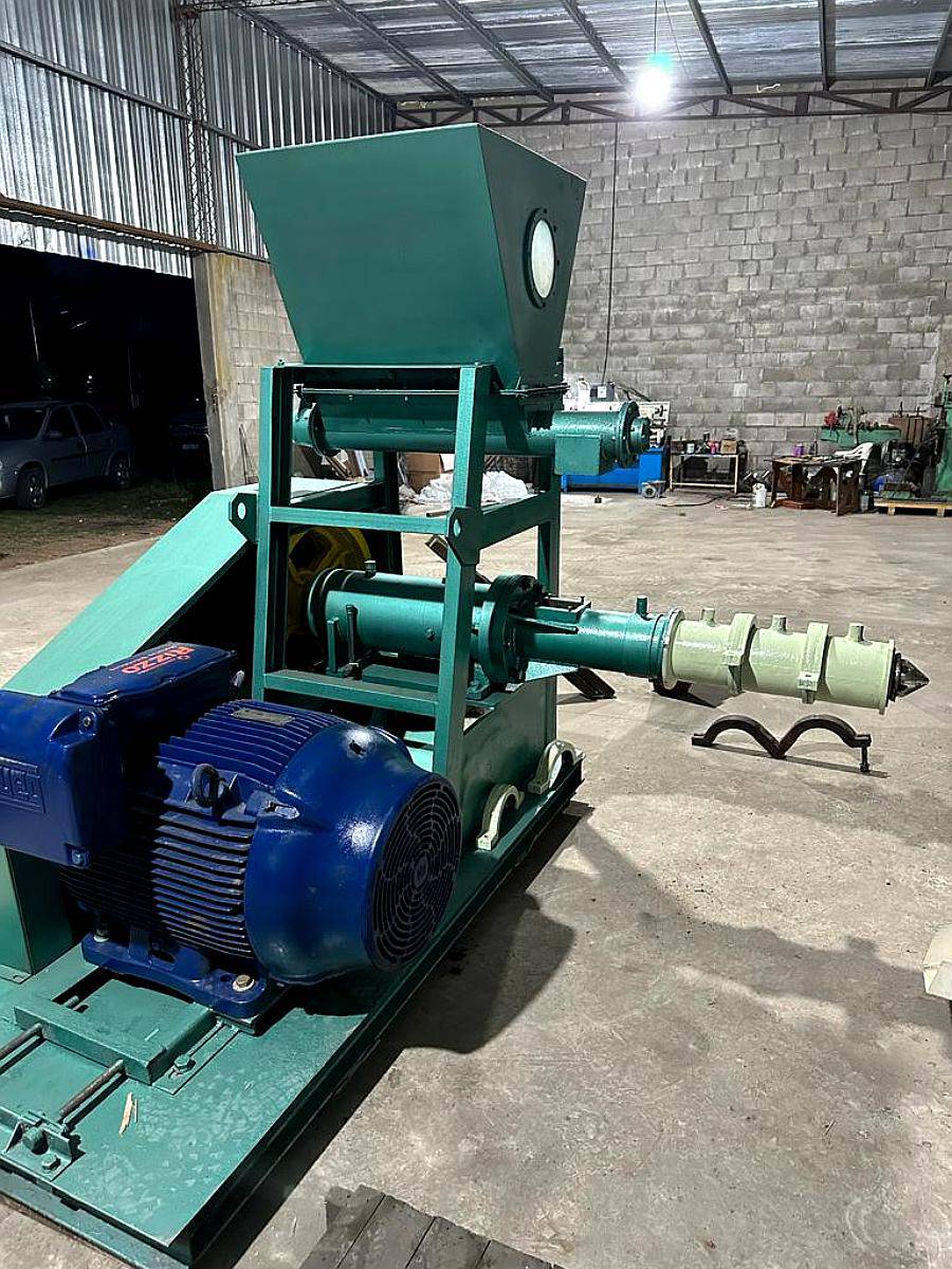 Extrusor Soja Expeller Bronto 1000kg 1200 - u$s 20.000 - Agroads
