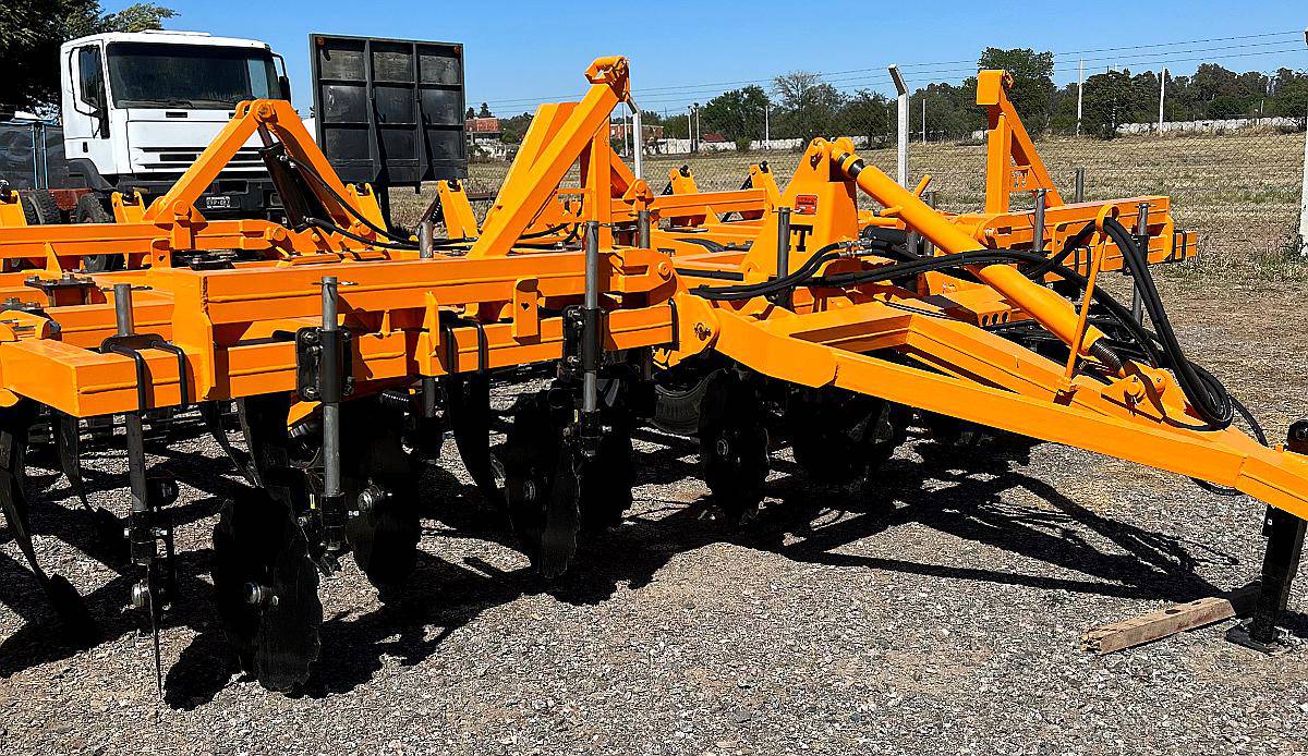 Paratil Doble TT - 8,10,12,14, con Cuchillas y Rolo - Agroads