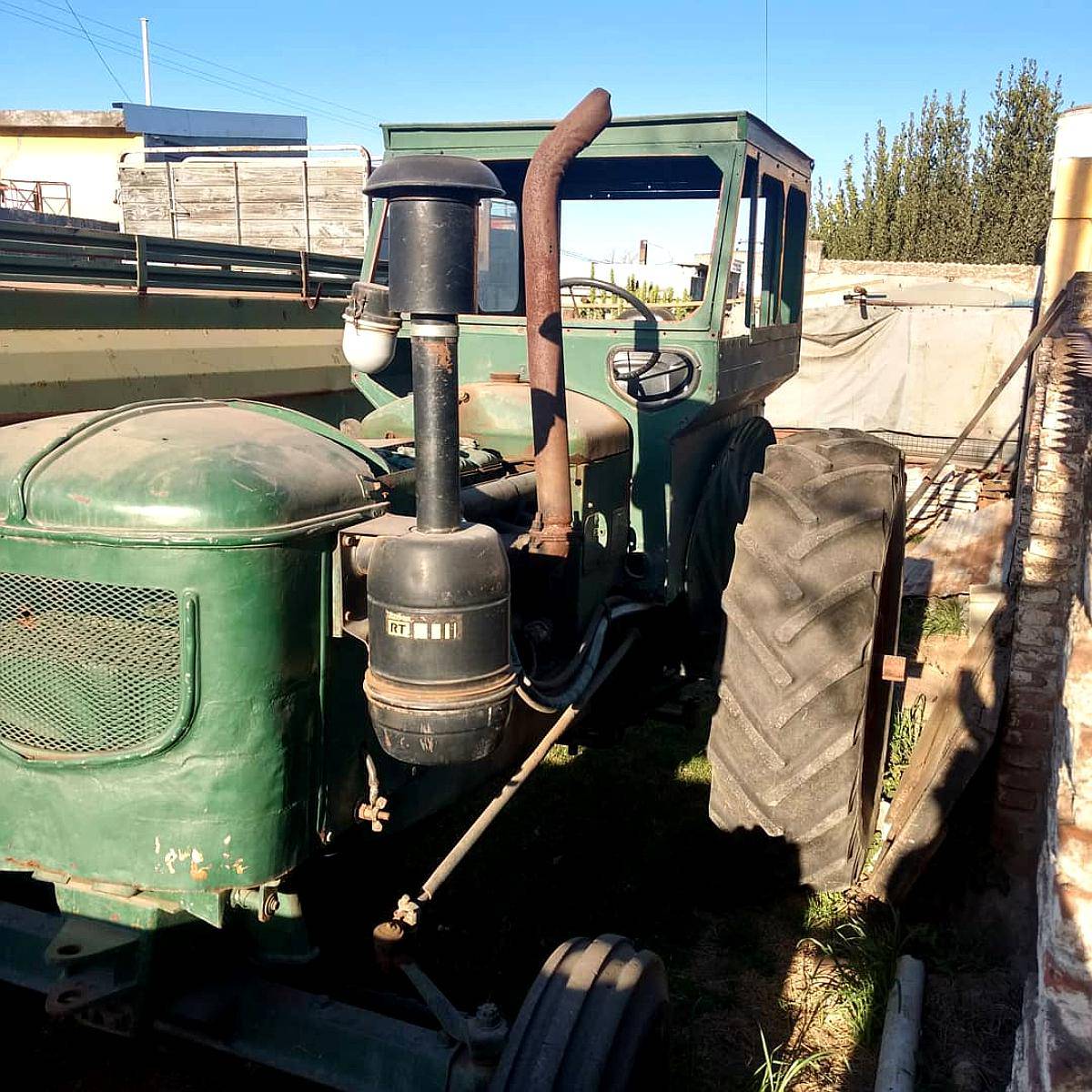 Tractor Deutz 70 HP - Agroads