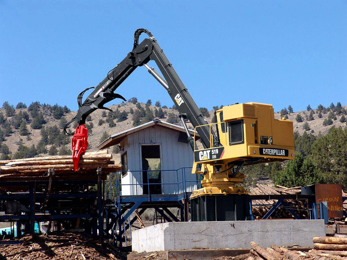 Cargador Forestal de Pluma Recta 519 SM - Caterpillar - Agroads