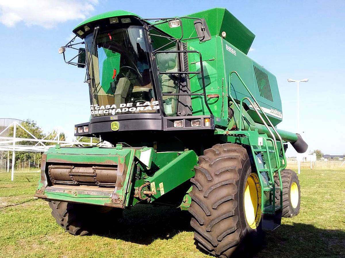 Cosechadora John Deere 1550 - Año: 2005 - Agroads