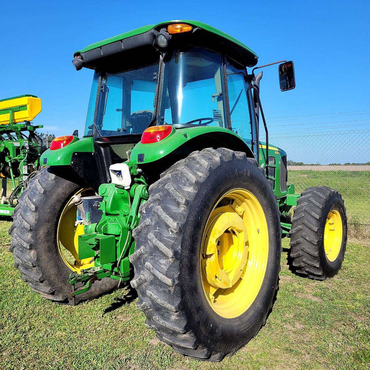 John Deere 6125d - Financiación Hasta 4 Años - Año: 2010 - Agroads