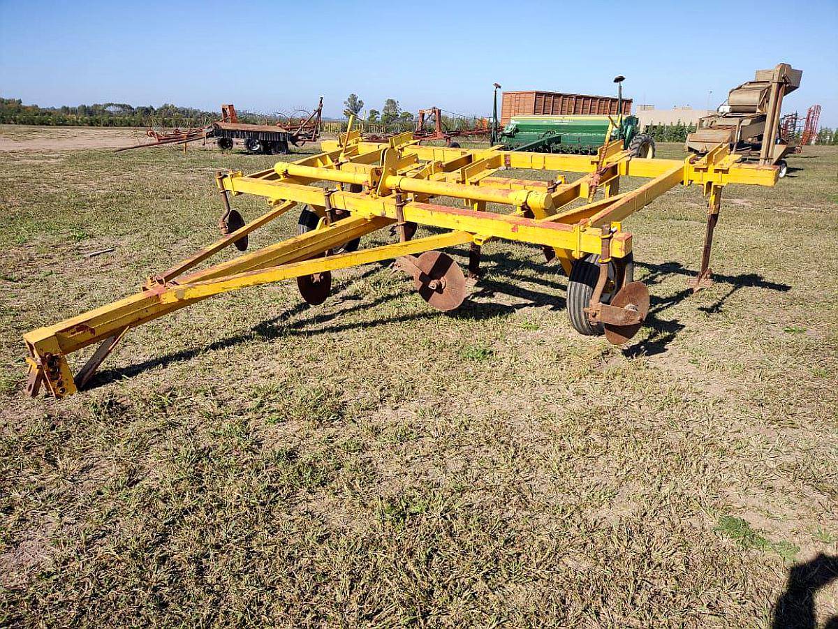 Paratil Descompactador de 6 Timones Rectos - Agroads