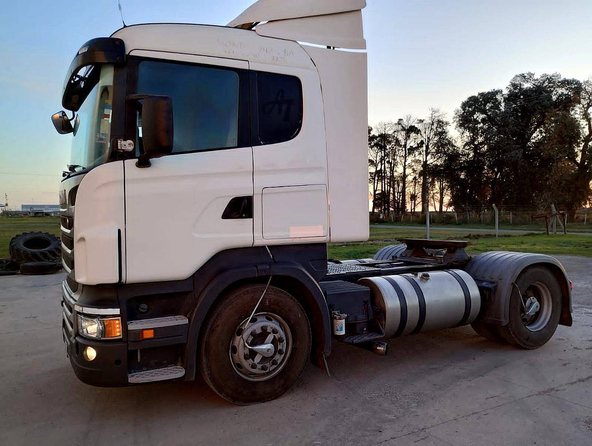 Camion Scania R360 - año 2013 - Año: 2013 - Agroads