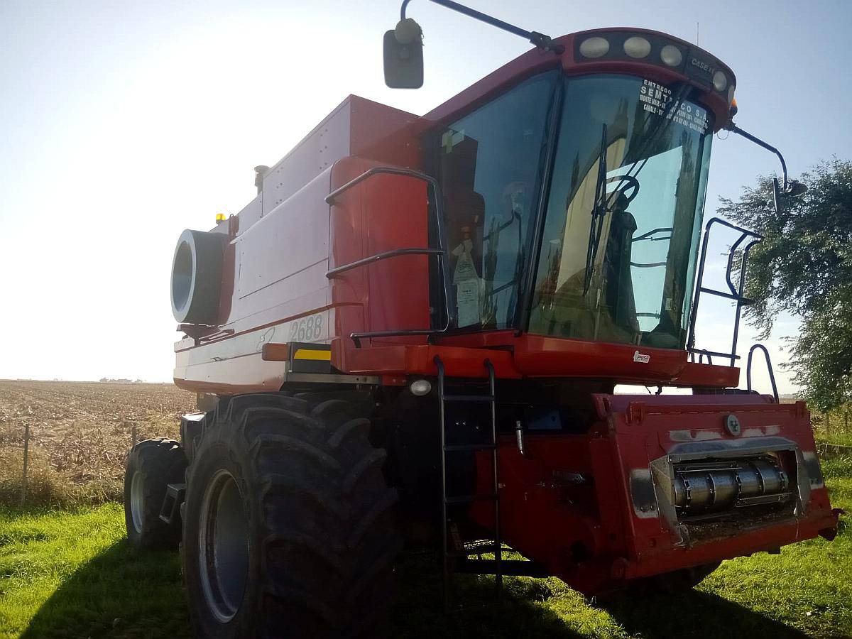 Cosechadora Case IH 2688 2015 - Año: 2015 - Agroads