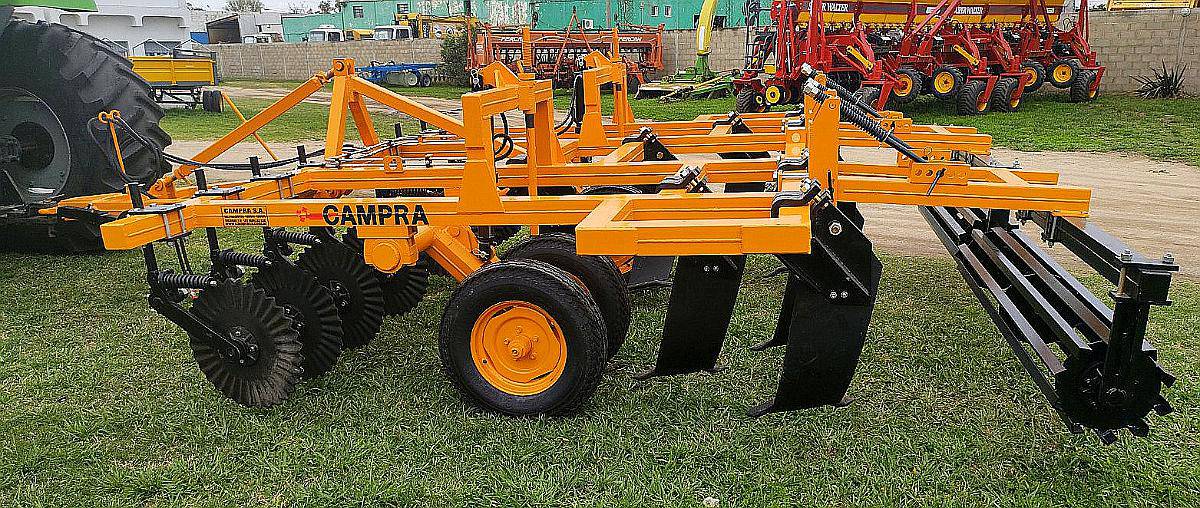 Paratil de 8 Timones Curvos - Año: 2022 - Agroads