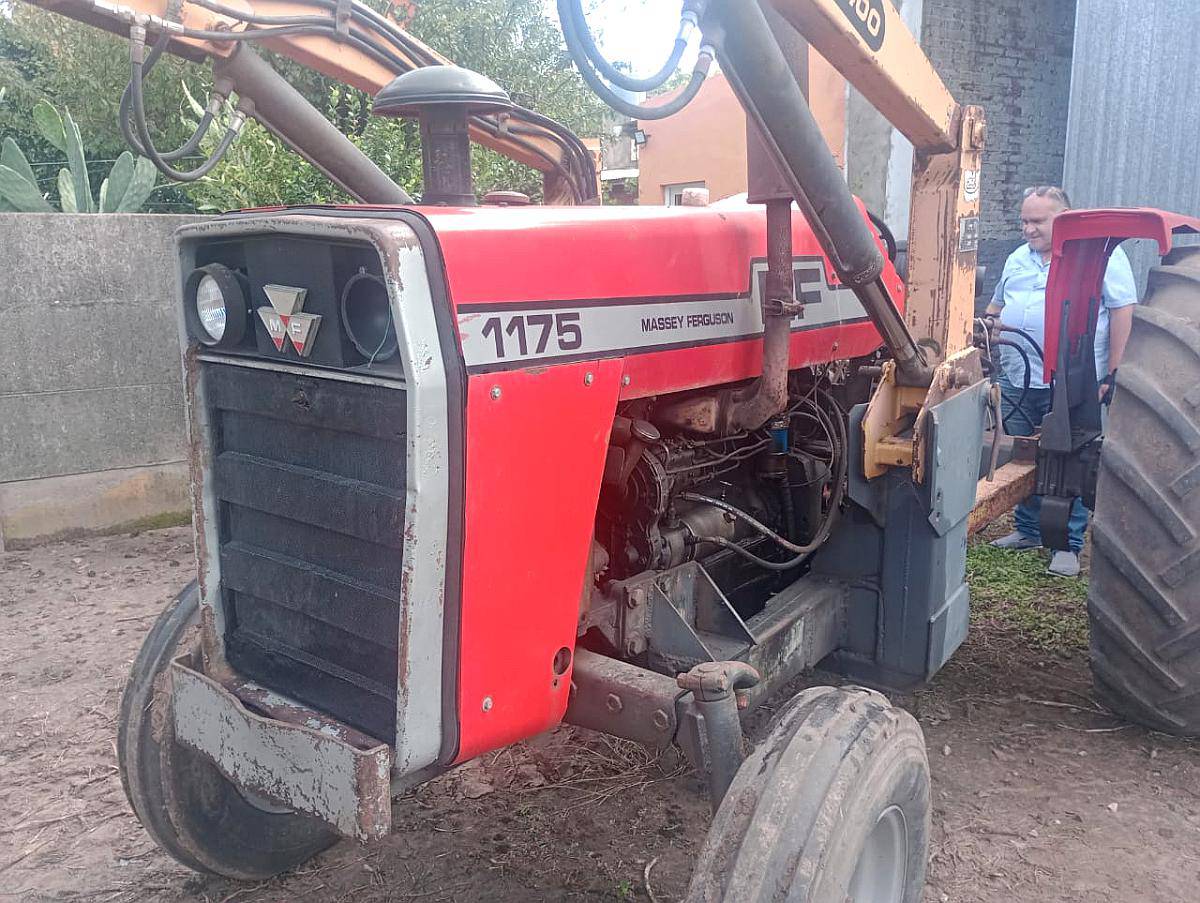 Tractor Massey Ferguson 1172 - Año: 1983 - u$s 22.000 - Agroads