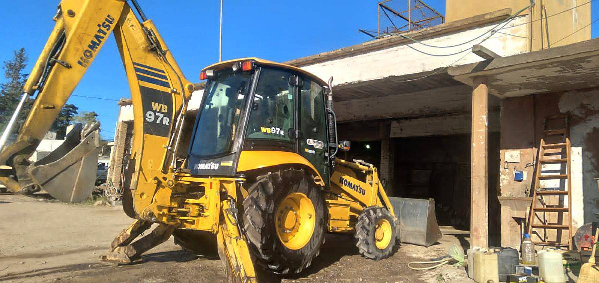 Pala y Retro Komatsu WB97 4X4 Impecable - Año: 2018 - Agroads