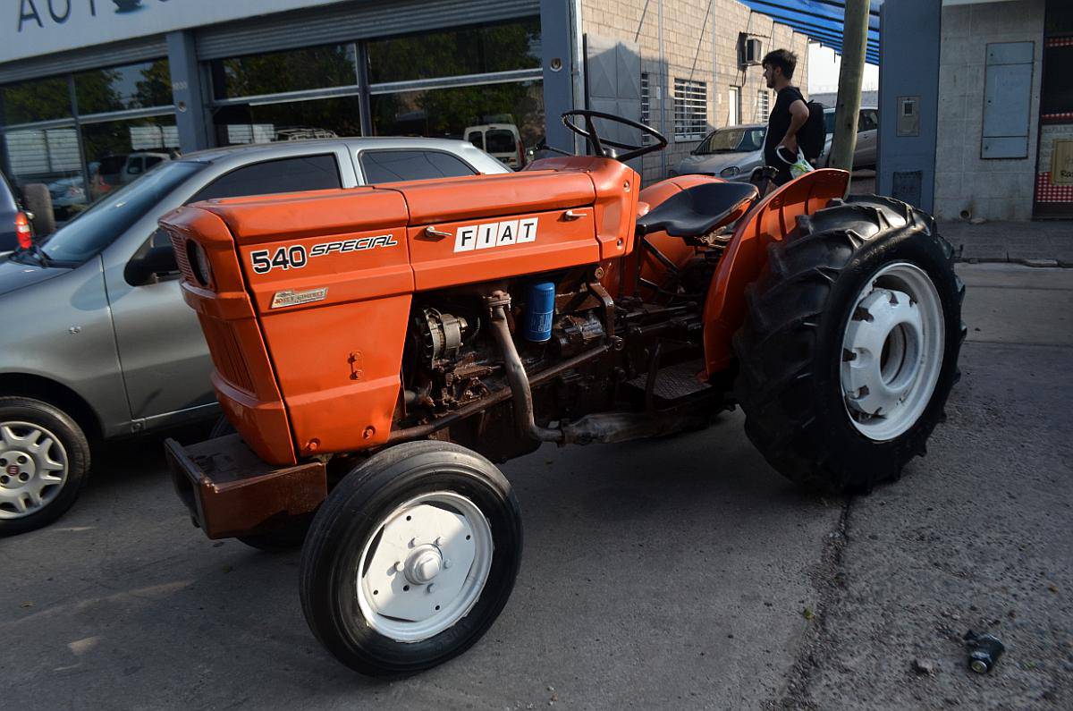 Tractor Fiat 540- e Modelo 1980 - Año: 1980 - u$s 6.500 - Agroads