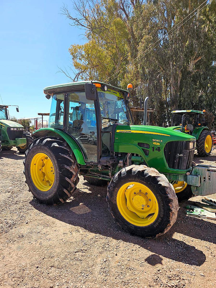 John Deere 5090e año 2021. 4800 HS. CAB Orig. LEV 3 Ptos - Agroads