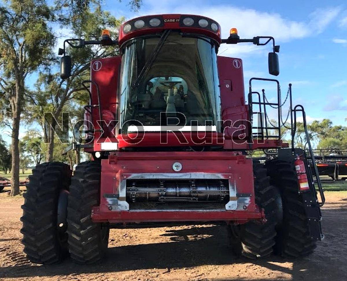 Case 8120. 2013, Drapper Case 2014 de 40 Pies, Duales al 60 - Agroads