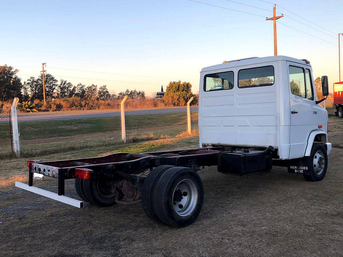 Mercedes Benz 710 Chasis - Año: 2008 - $ 3.700.000 - Agroads