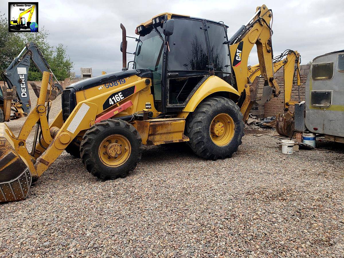 Pala y Retro Caterpillar 416e - Año: 2010 - u$s 85.000 - Agroads