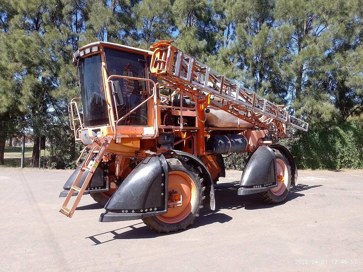 Jacto Uniport Star 2500 con 25mts - con Banderillero Trimble - Agroads