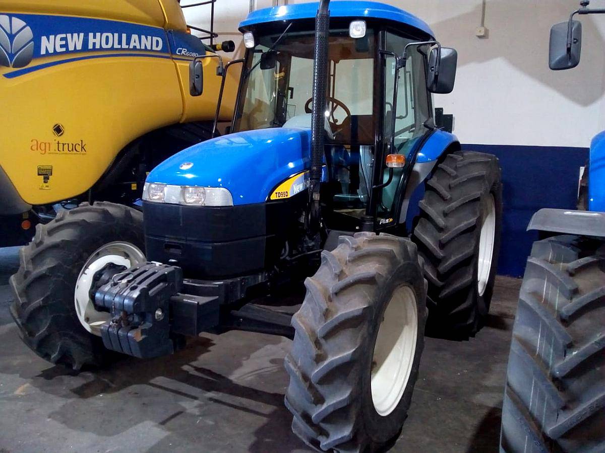 Tractor New Holland Td95d Excelente Estado 2000hs. - Agroads