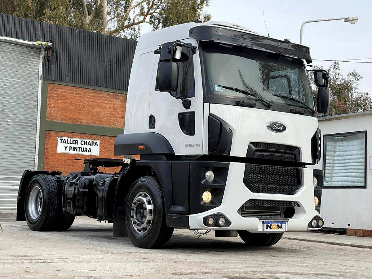Ford Cargo 2042 año 2017 - Año: 2017 - u$s 75.000 - Agroads