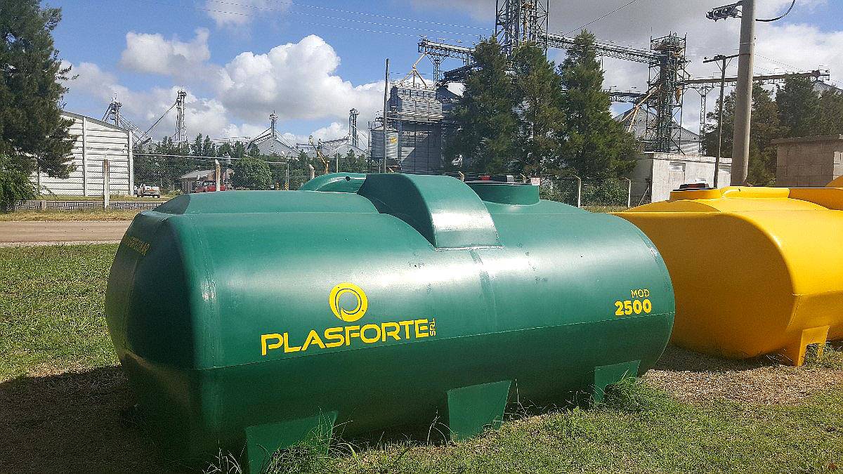 Tanque Plástico Horizontal 2500 Litros Plasforte - Agroads