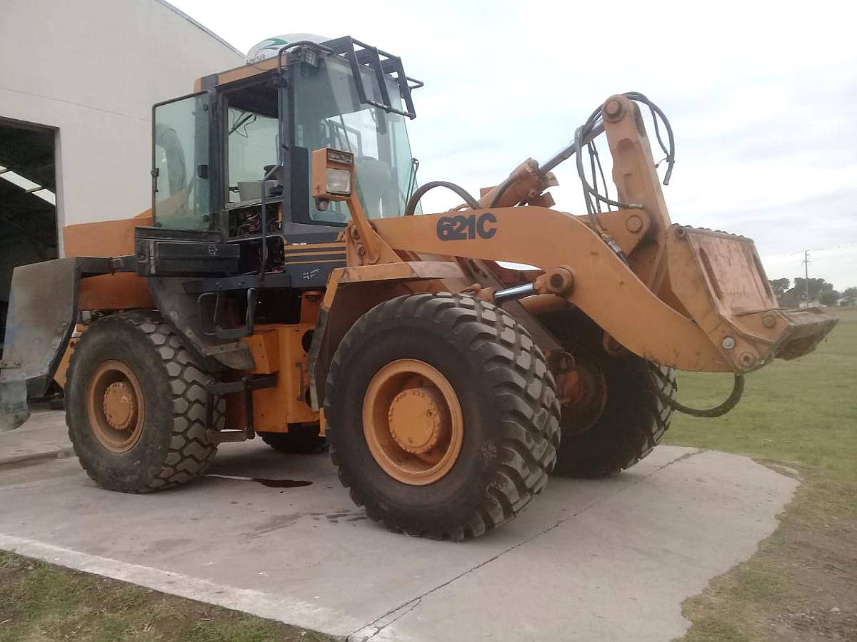 Pala Cargadora Case 621c - u$s 85.000 - Agroads