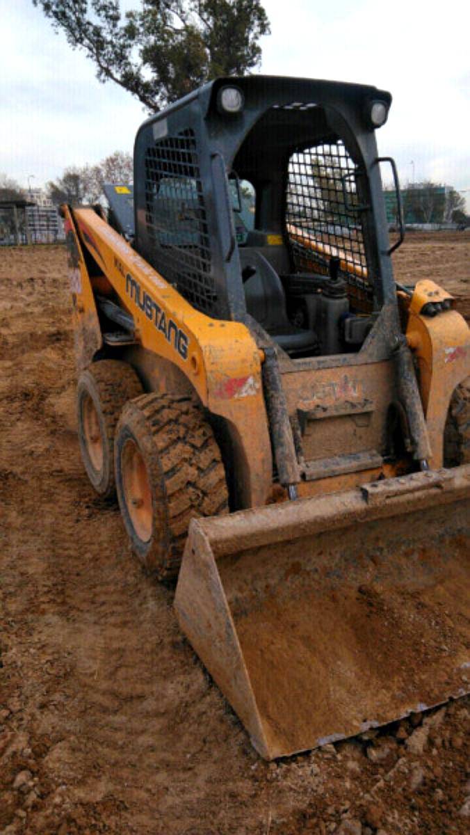 Minicargadora Mustang 1900r de 70hp. - Año: 2014 - Agroads