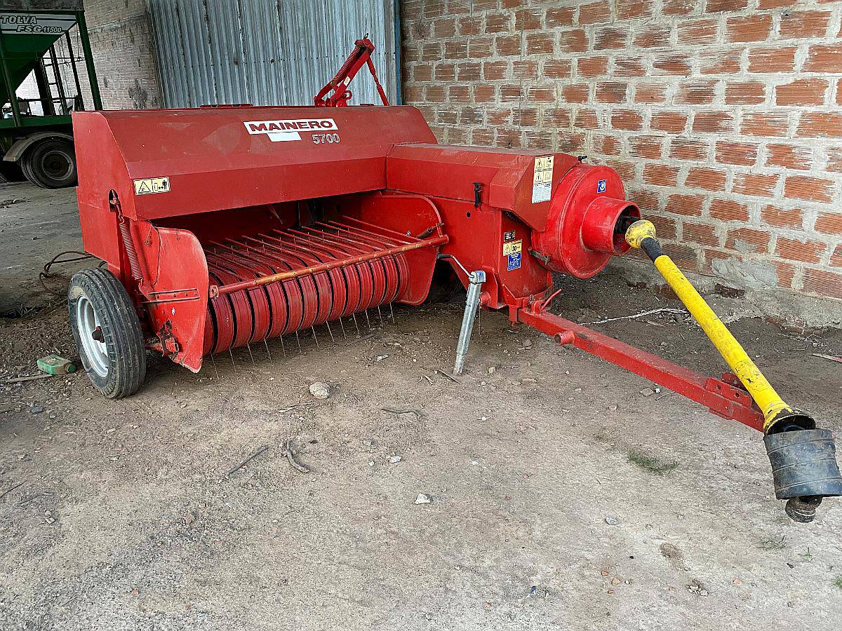 Enfardadora Mainero 5700 Alambre - Año: 2013 - $ 2.200.000 - Agroads