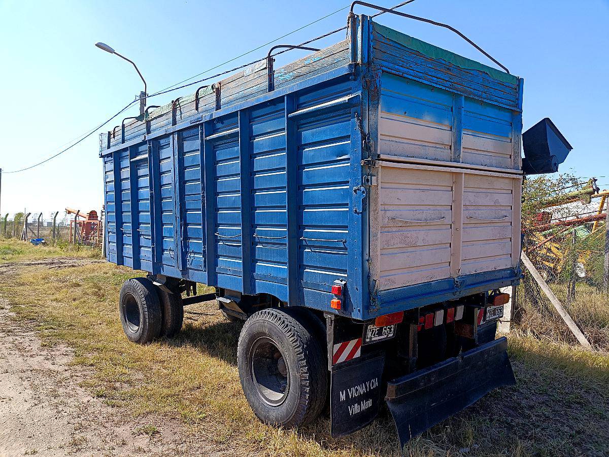 Acoplado Cerealero de 2 Ejes - $ 1.100.000 - Agroads
