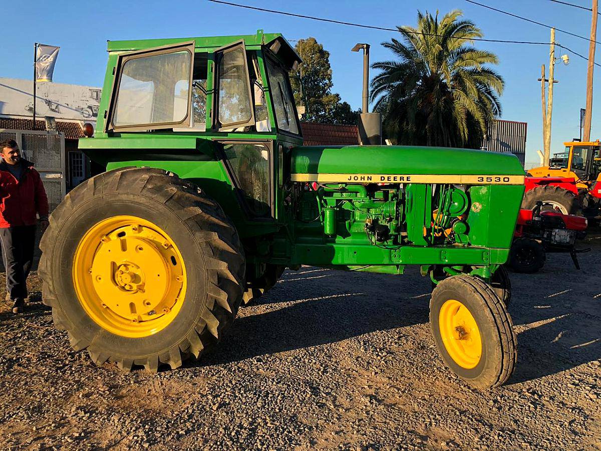 Tractor John Deere 3530 - Año: 1988 - Agroads