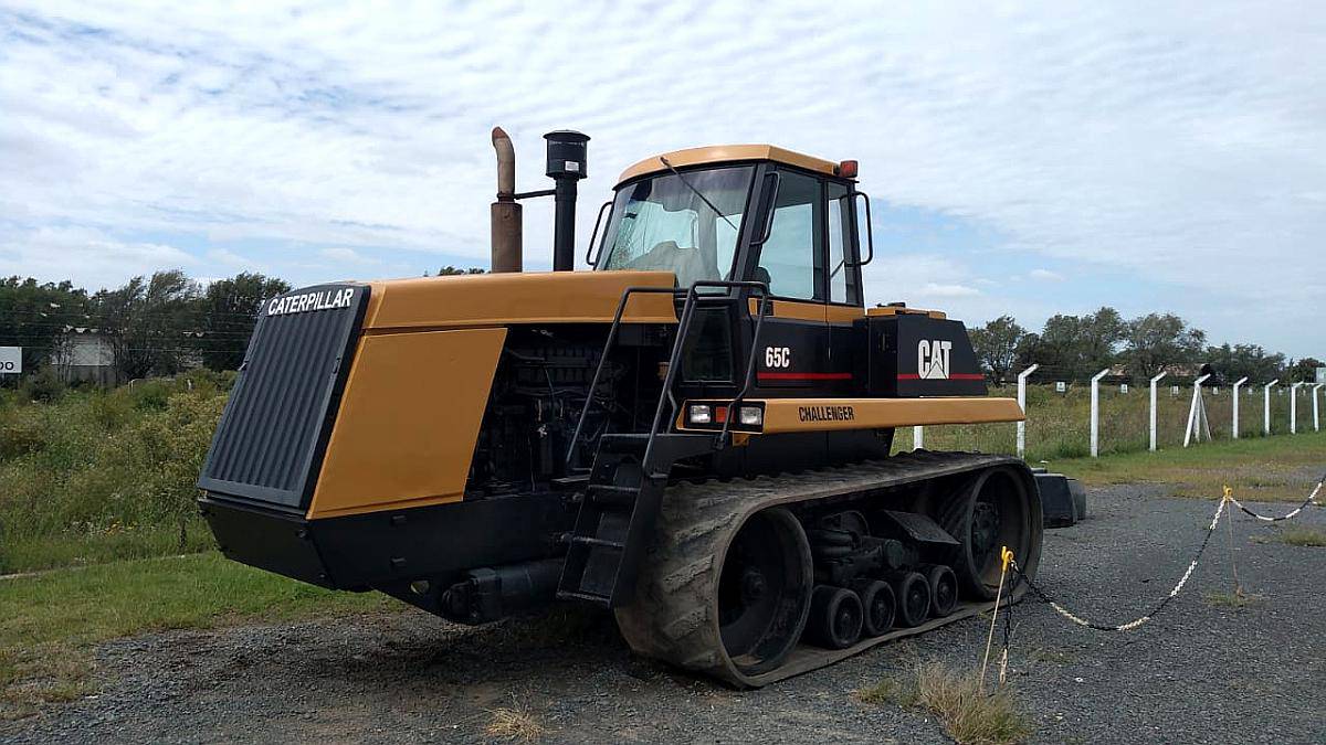 Caterpillar 65c con Oruga - Año: 1994 - Agroads