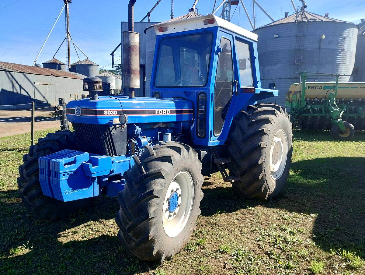 Tractor Ford 8030 año 1996 - Año: 1996 - u$s 35.000 - Agroads
