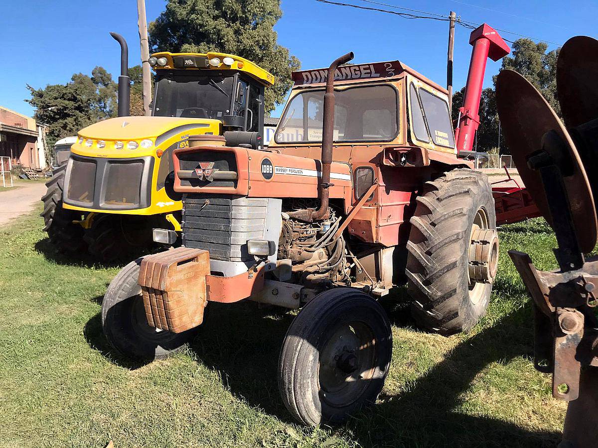Tractor MF 1088 Usado - Año: 1977 - $ 2.100.000 - Agroads