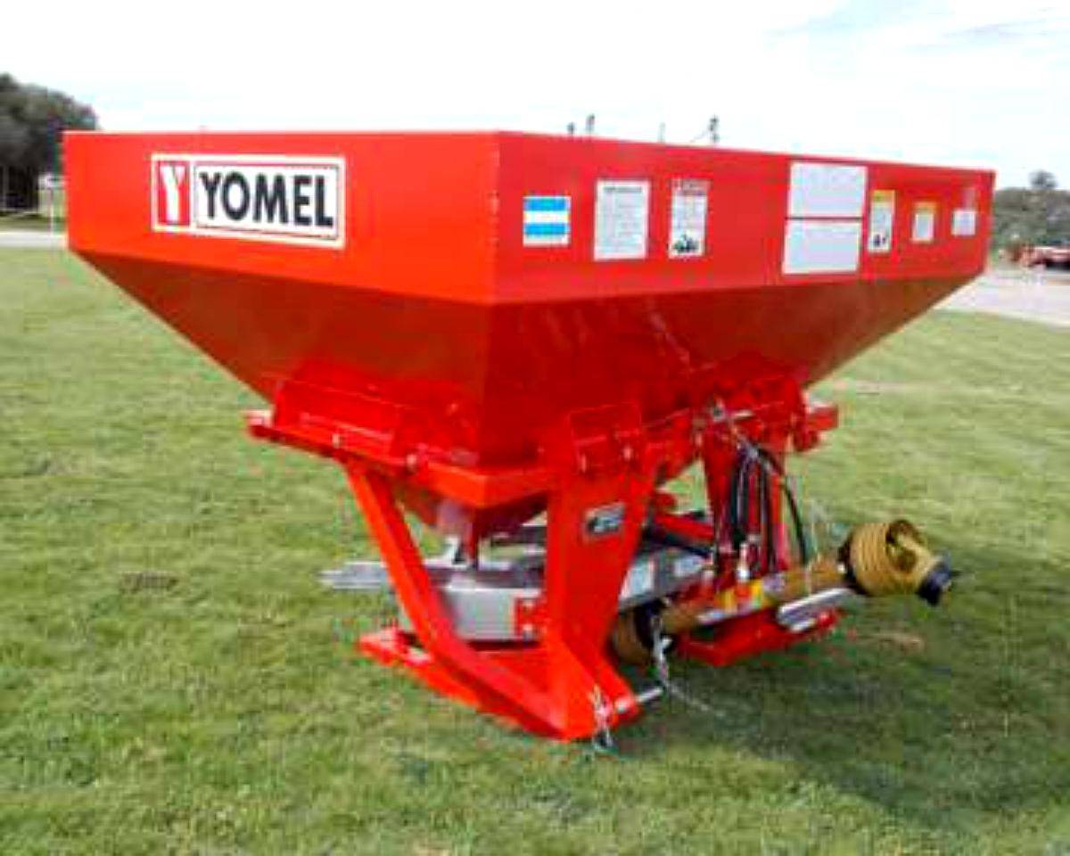 Fertilizadora Bidisco 3 Puntos de Arrastre Yomel FP1.18 - Agroads