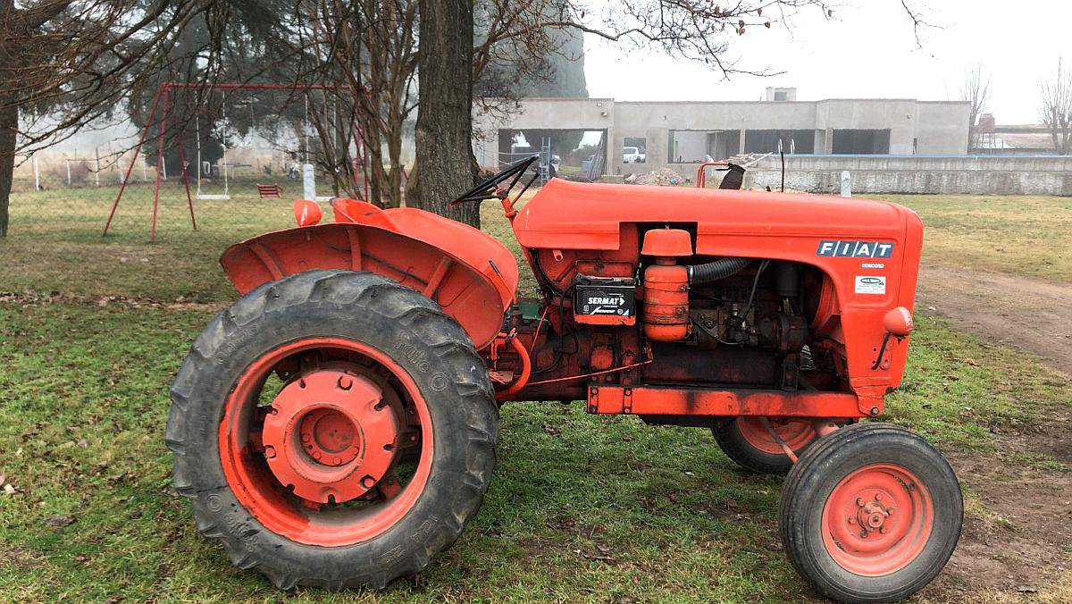 Tractor Fiat 450 . - Año: 1998 - Agroads
