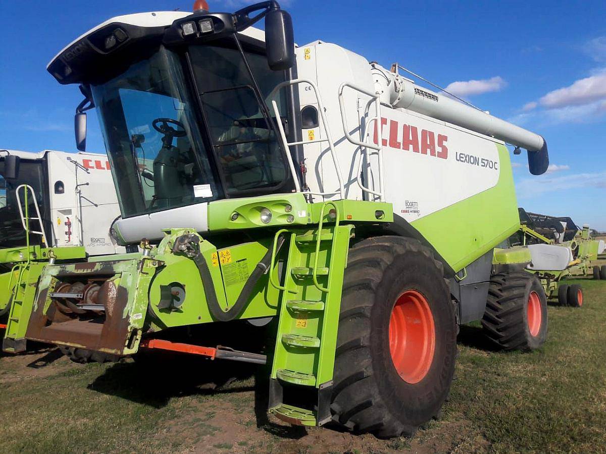 Cosechadora Marca Claas Lexion 570c con Plataforma de 30 PIE - Agroads