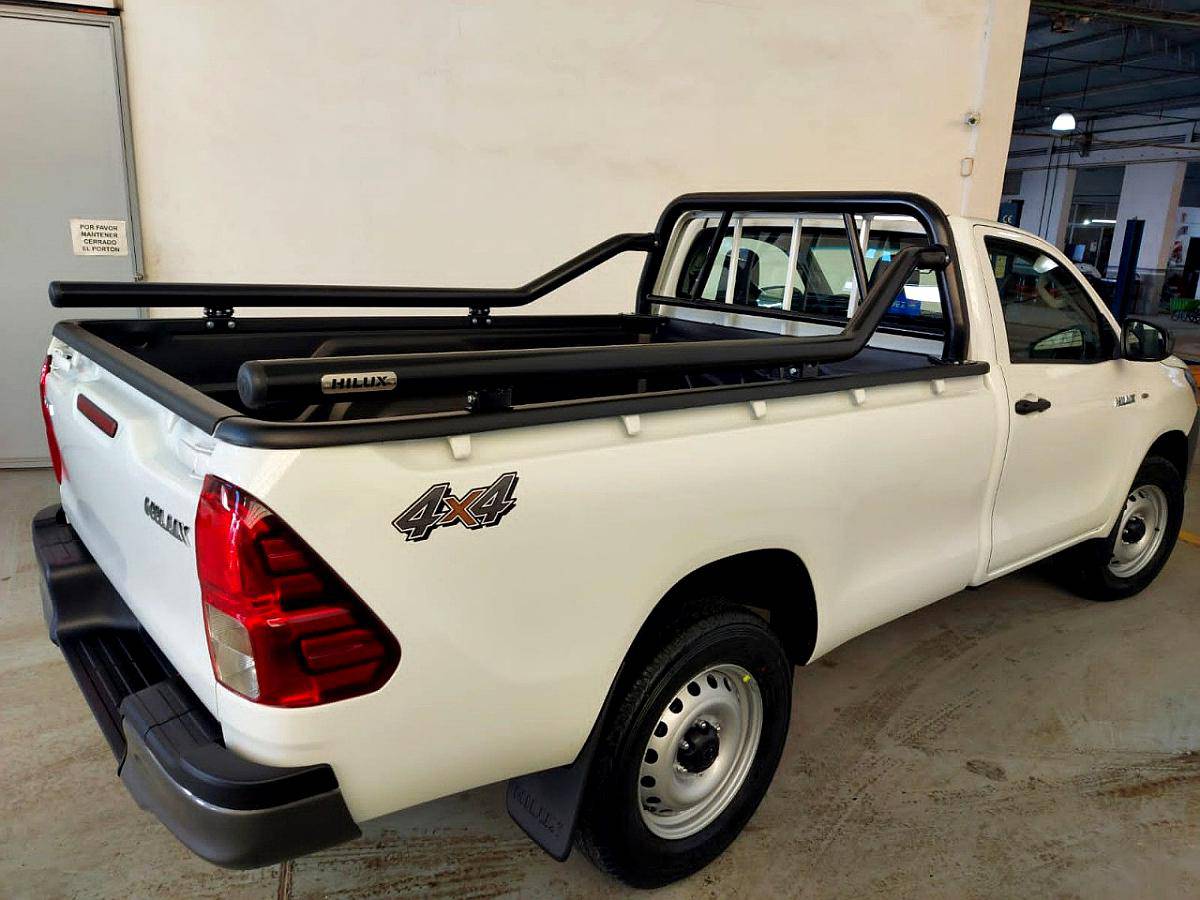 Toyota Hilux 4X4 CS DX 2.4 TDI 6 MT - Año: 2023 - Agroads