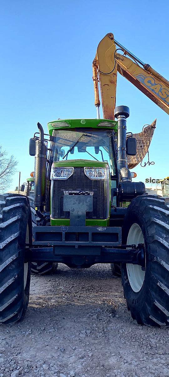 Tractor Agricola Rs-1804-c 180 HP Cabinado Turbo - Agroads