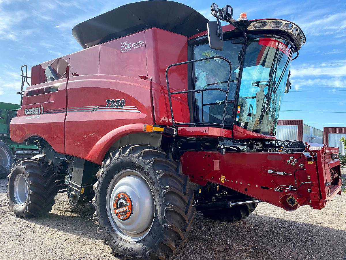 Cosechadora Case 7250 - Draper - Año: 2021 - Agroads