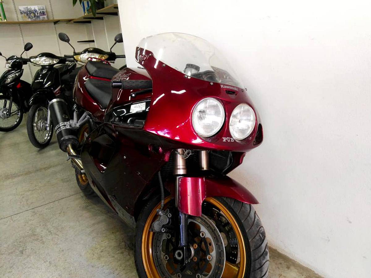 Kawasaki ZX7 muy Buena - Año: 1994 - Agroads