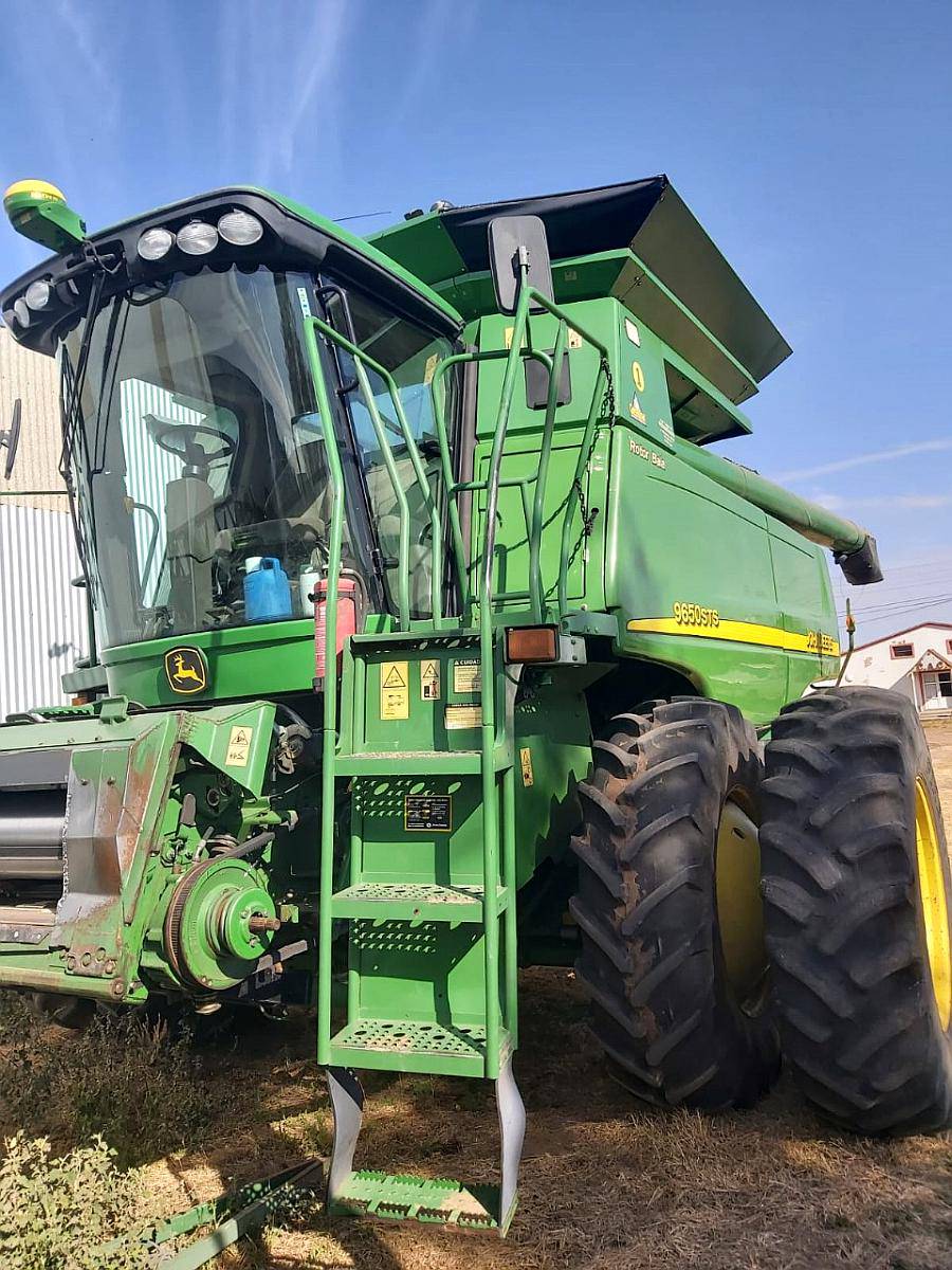 Cosechadora JD 9650. 2wd. Rodado Dual. 30 Pies. año 2007. - Agroads