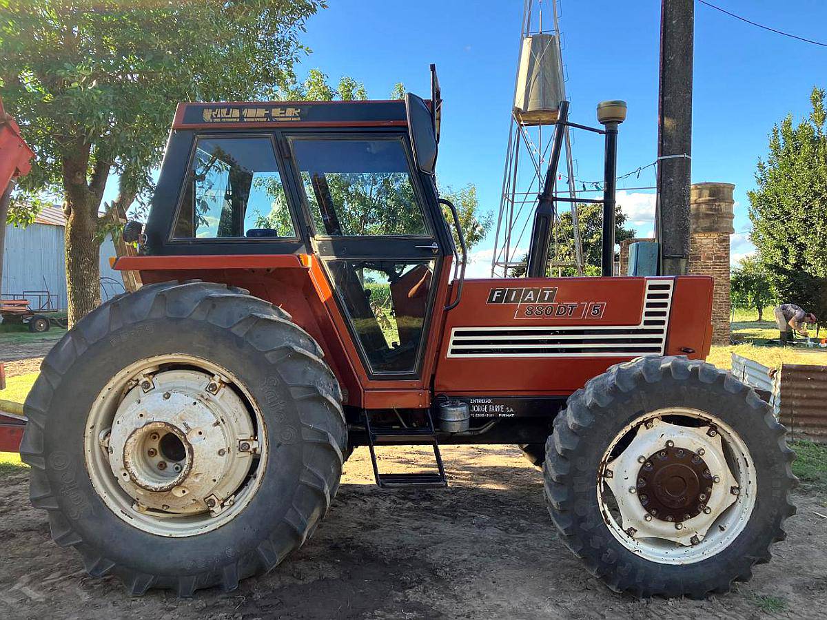 Fiat 880 DT 5 Inmaculado - Año: 1986 - u$s 25.000 - Agroads