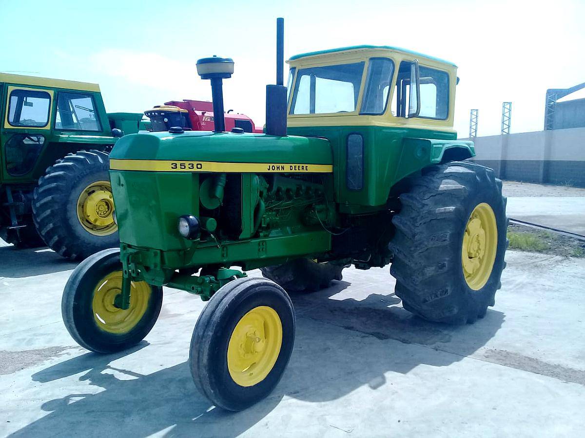 Tractor John Deere 3530, año 1978 - Año: 1978 - u$s 15.567 - Agroads